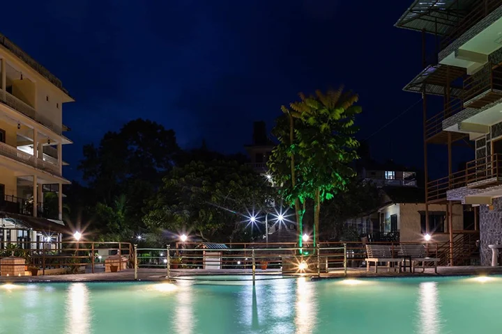 Mustang Nepal Bike Trip